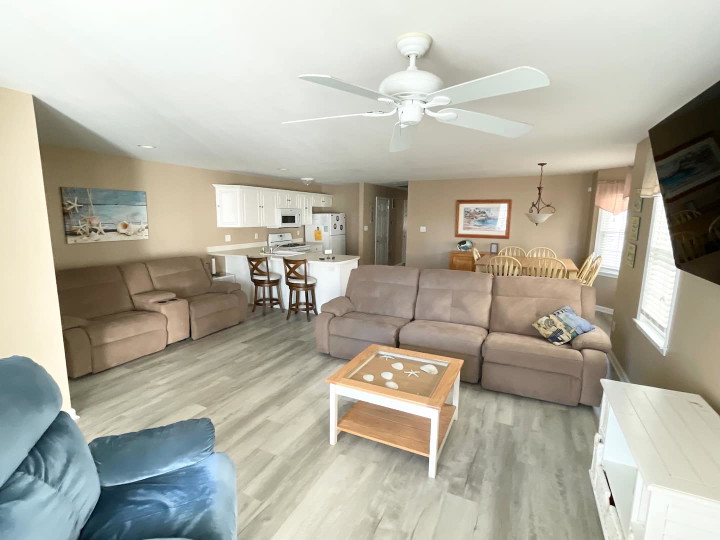 Family Escape- Walk To Beach/boardwalk, 2 Car Park - Wildwood, NJ