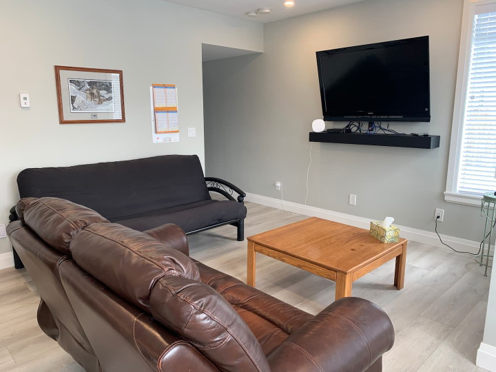 Sunny Ground Floor Peachland Ste - Peachland