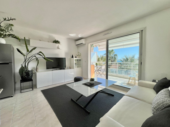 Studio Classé 3* Vue Mer -Terrasse-plage-parking - Biot