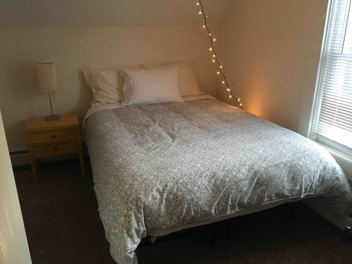 Lovely Apartment With Kitchenette - Keene, NH