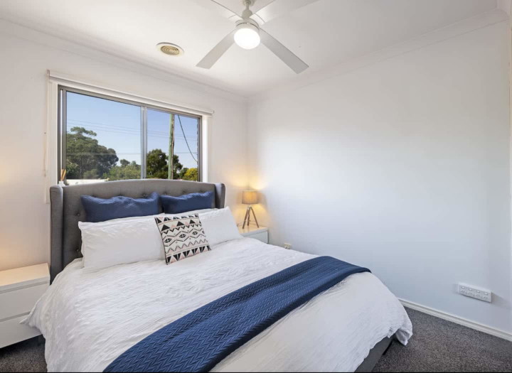 Regent Retreat - Sleeps 15, Pool, Bbq - Echuca