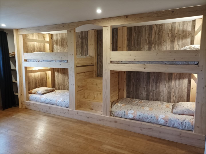 12 Pers - Linge De Lit Inclus -3 Suites Parentales - Jura
