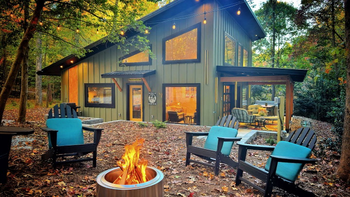 Modern Cottage In The Woods W/hot Tub & Firepit - Travelers Rest, SC