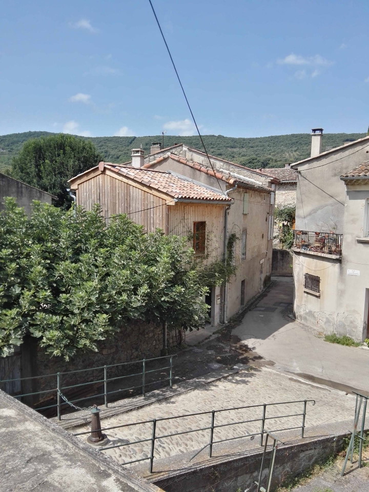 Jolie Petite Maison Au Coeur D'un Village Médiéval - Bédarieux