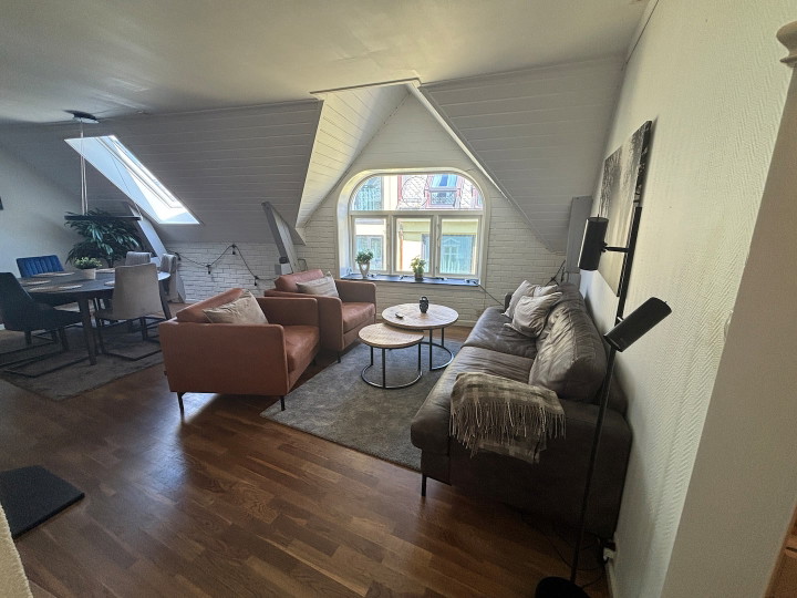Ã…Lesund City Centre: 2 Bedroom Top Floor Apartment - Alesund