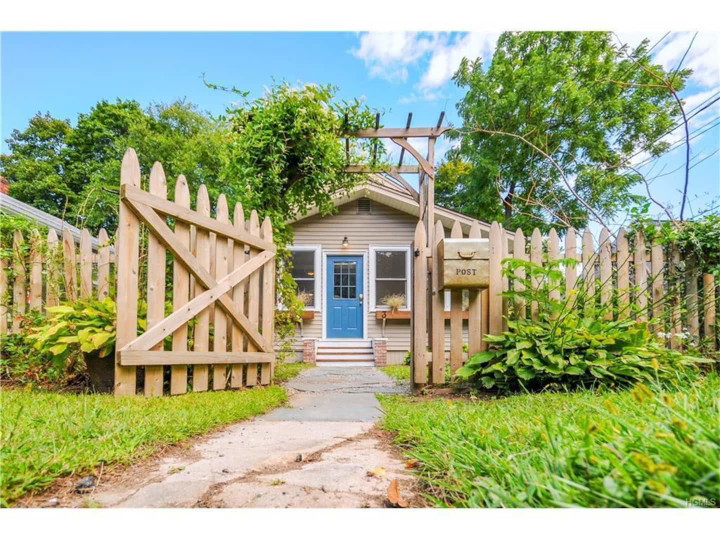 Chic Vintage Cottage In Artsy Village Of Nyack - Nyack, NY