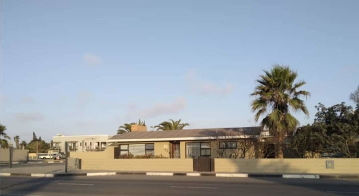 Offshore Self Catering - Namibia
