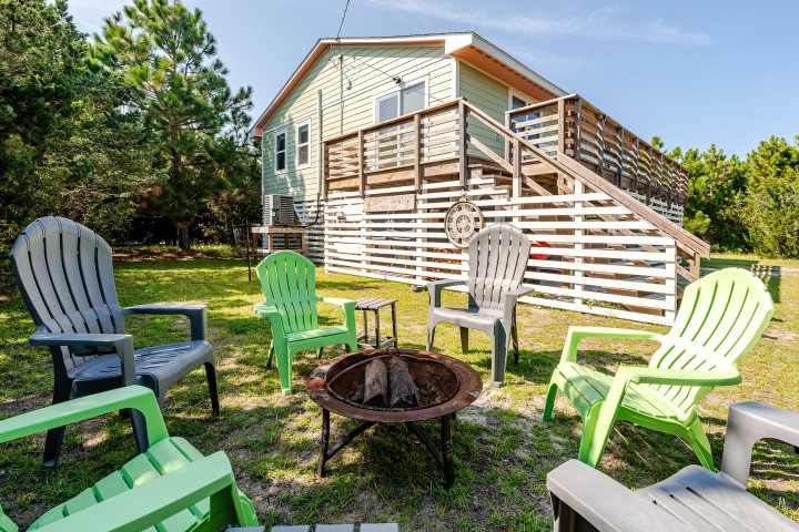 Updated Beachside Cottage - Outer Banks, NC