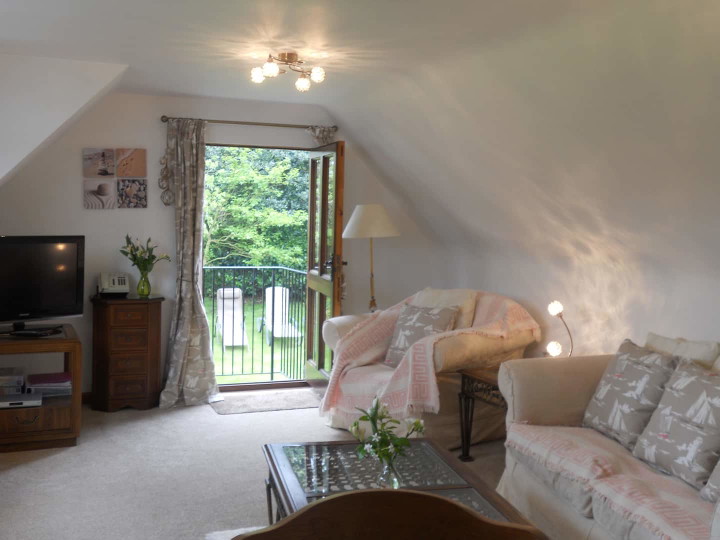 Le Pigeonnier: 5*17c Gites
1 Bedroom/patio/parking - Guernsey