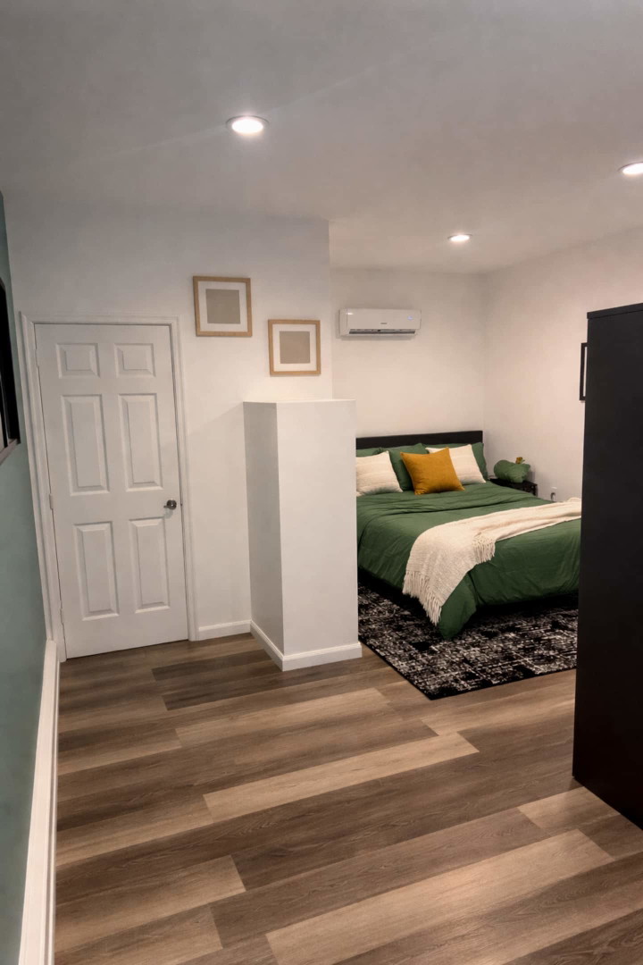 Renovated Private Studio With Gated Parking (2) - New Haven, CT