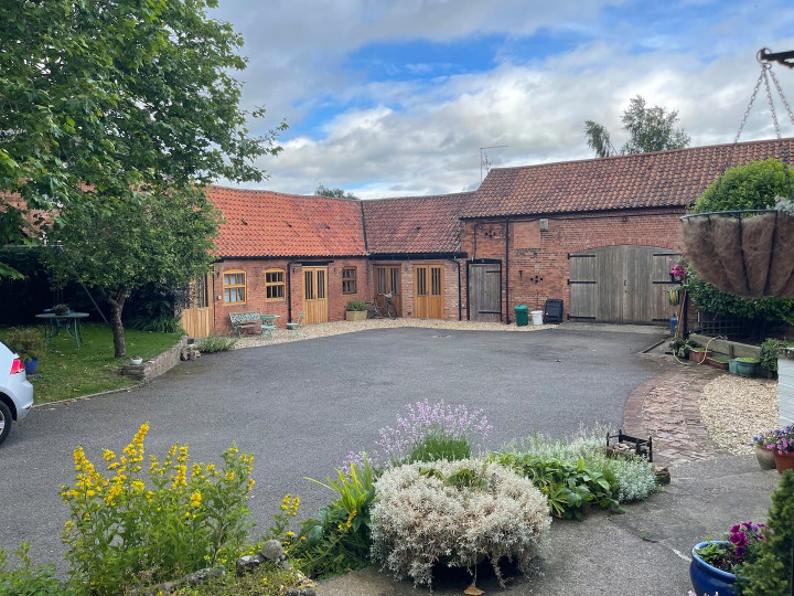 Church Farm Stables - Sherwood Forest