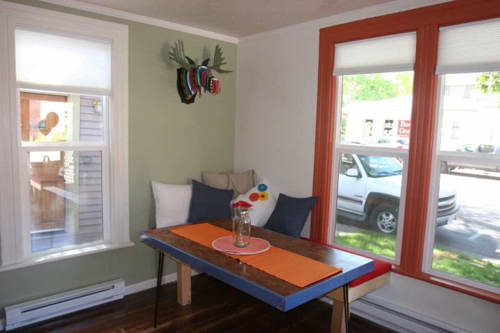 Cutest Downtown Bungalow - Glenwood Springs, CO