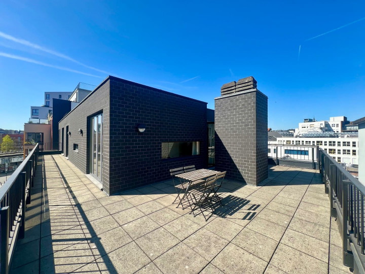 Superbe Penthouse Dans Le Centre Avec Parking - Brüssel