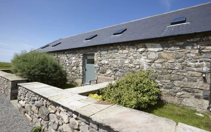 Stables 2 - Pwllheli