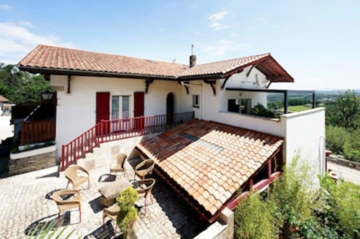 Appart 12 Pers, Vue Rhune, 5km Plage D'hendaye. - Urrugne