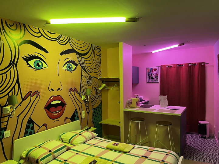 Atyp'home - Pop En Centre-ville Avec Balnéo - Bourg-en-Bresse