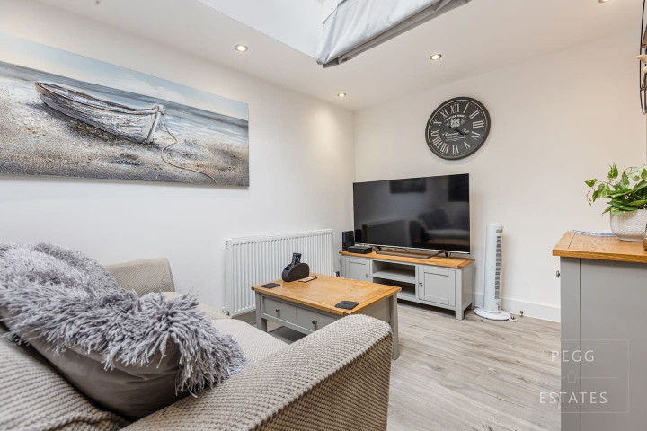 8a Harbour Reach Torquay - Devon