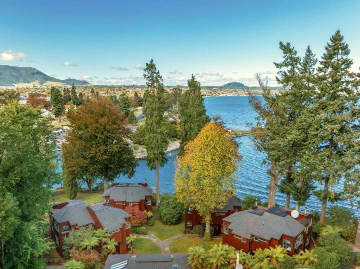 Chalet #2. Lakeside, On Beautiful Grounds. -
