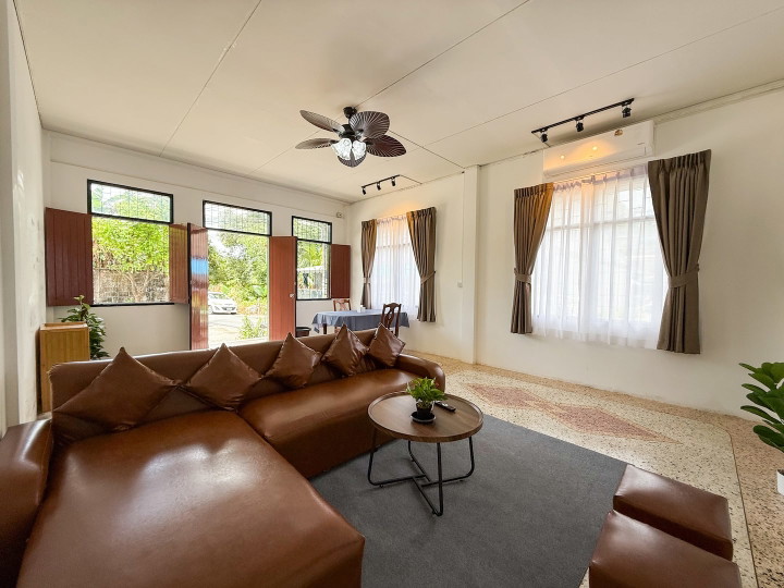 3 Bed Rooms 4 Beds In Oldtown Phuket - Phuket district, Thailand