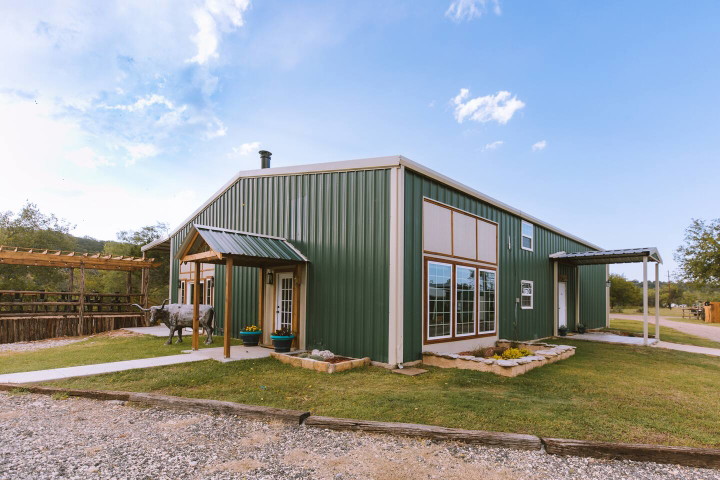Brazos River Lodge On 15 Acres - Glen Rose, TX