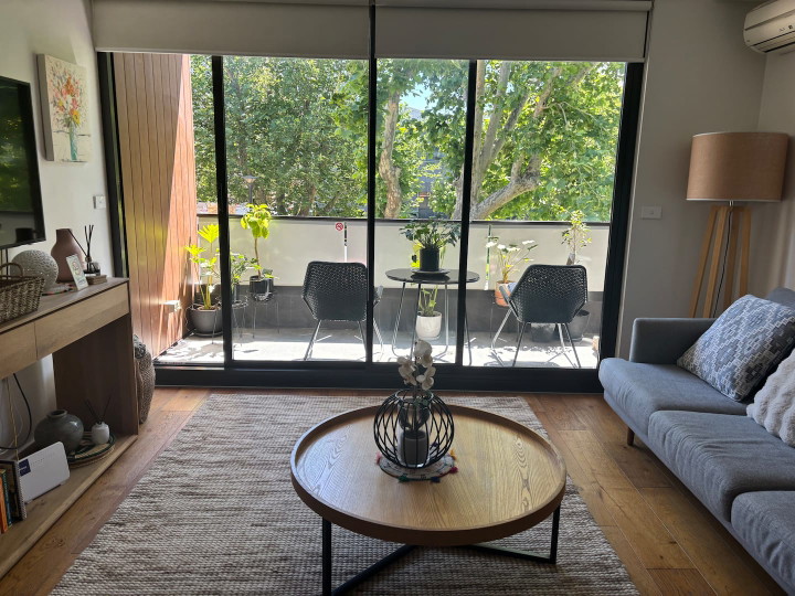 New Modern Apartment - Excellent Location - St Kilda