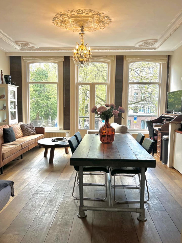 Appartement Met Balkon. - Amsterdam