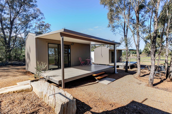 Ned's Hideout | Private Cabins Near Dubbo - Dubbo