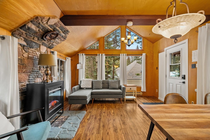 Rundle Suite At Elkhorn Lodge - バンフ