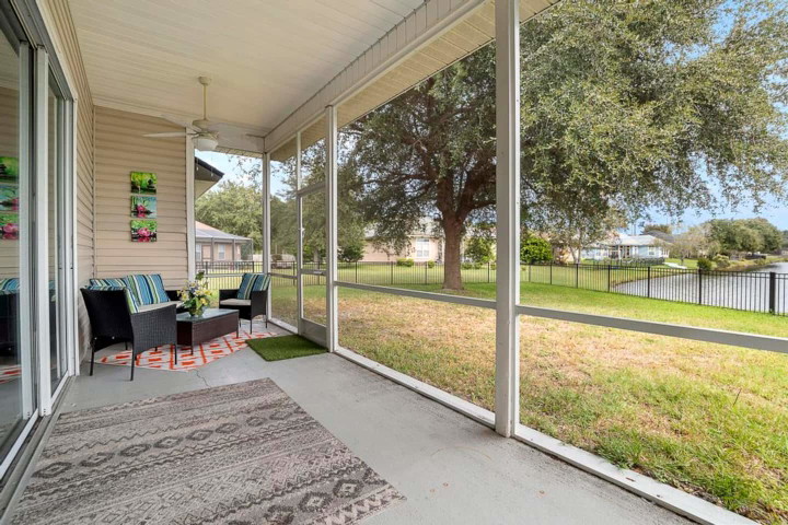 Water Backyard Spacious 4br@lake Beach Central - Jacksonville, FL