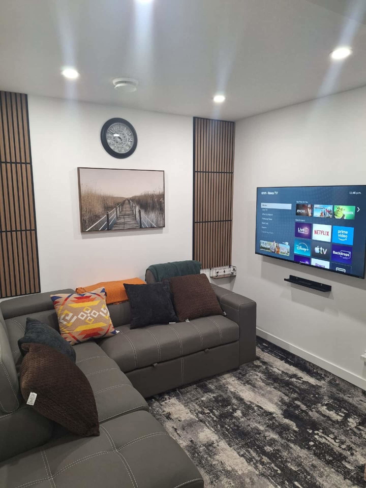 Cozy Suite In Leduc, 12 Min Fromyeg, Wifi, Netflix - 勒杜克