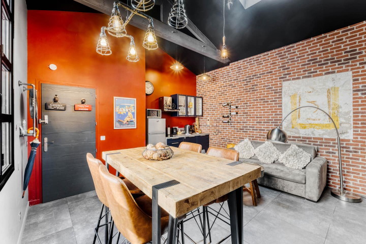 Industrial Loft / Near Palais / City Centre - Cannes