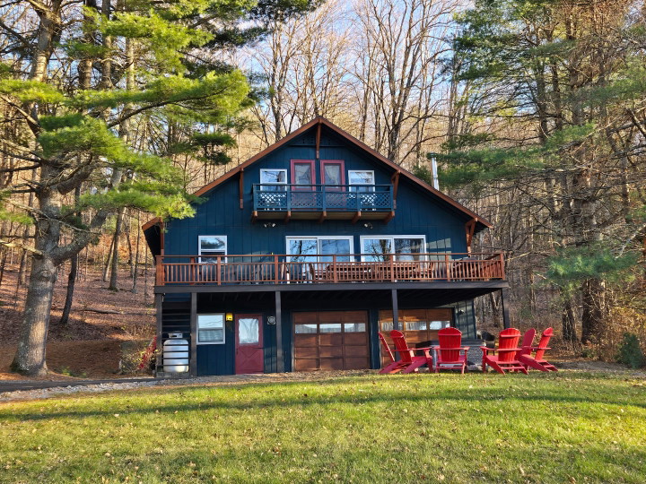 Lake Side Chalet Brant Lake W/ Outdoor Hot Tub - Adirondack, NY