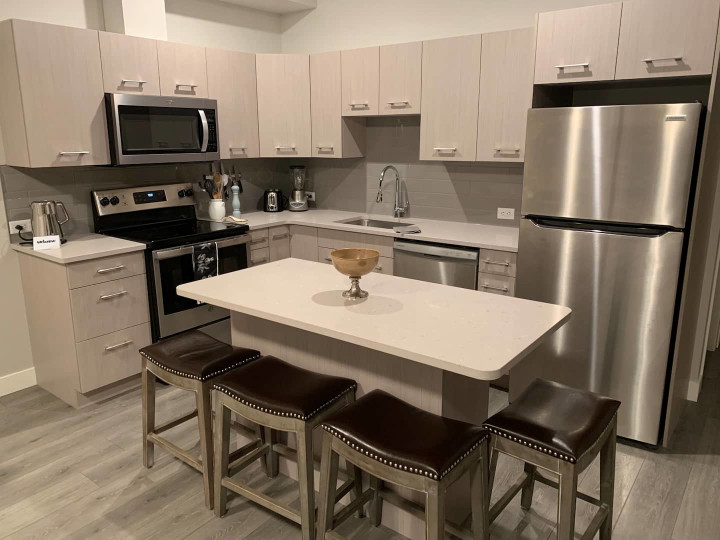 Charming One Bedroom Suite With A Sofa Bed. - Penticton