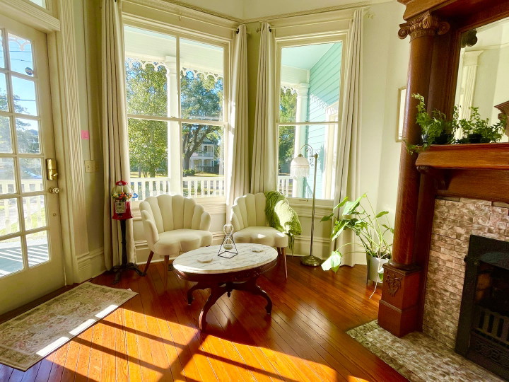 The Vintage Hummingbird-suite Near Downtown, Beach - Pensacola, FL