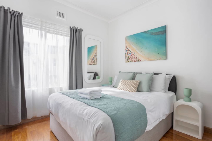Bondi Shore Escape | 2mins To Beach - Randwick