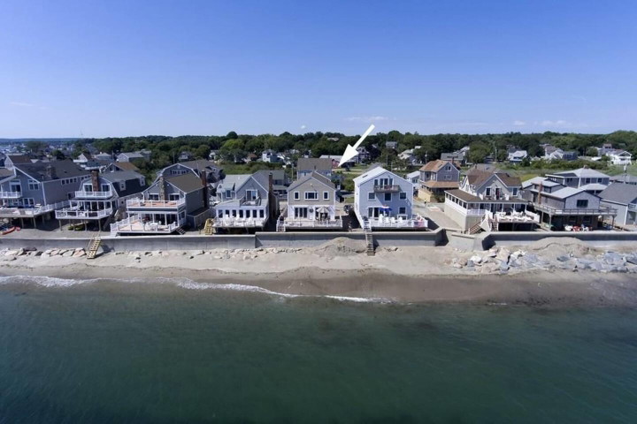 The Blue Beach House // Scituate, Ma - Scituate, MA