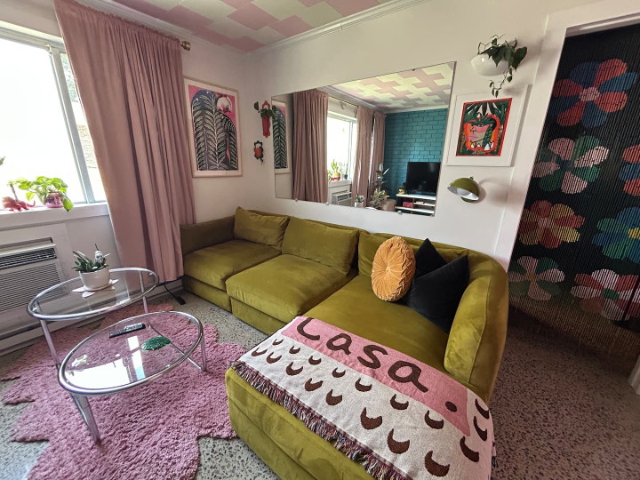 The Banana House | A Quirky Carrboro Gatewaway - Chapel Hill, NC