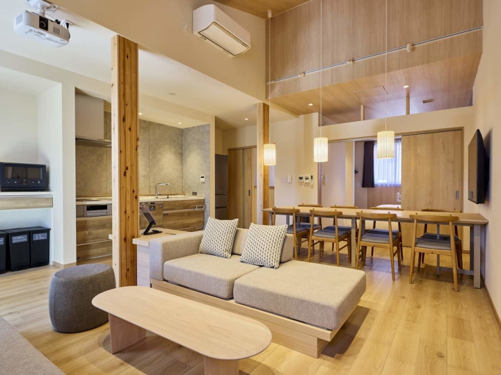 [B] 2 Queen + 3 Single + Sofa / Hot Spring Bath & Sauna - Kusatsu