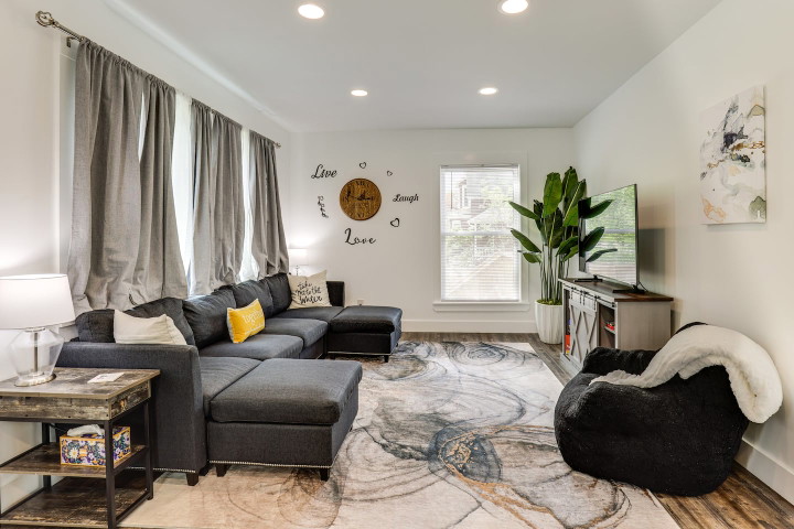 Walk To Downtown & Seneca Lake: Updated Retreat! - Geneva, NY