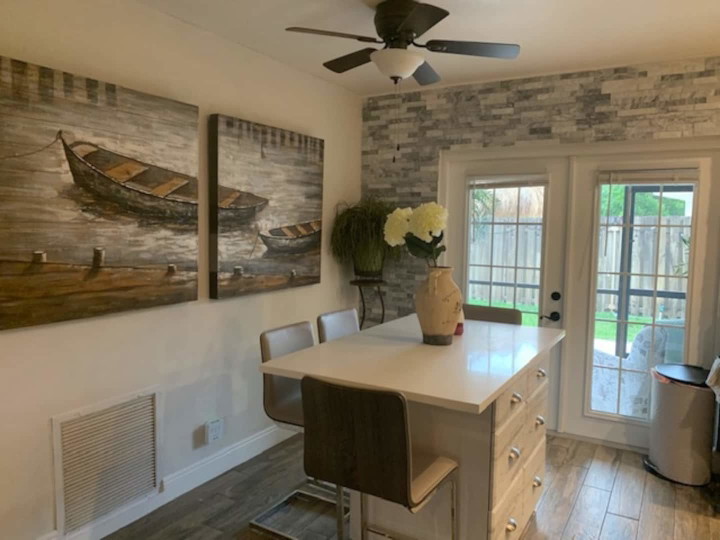 Coastal Pompano Beach Family And Pet Friendly! - Pompano Beach, FL