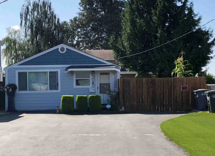 Pacific Northwest Studio Cottage - Puyallup, WA