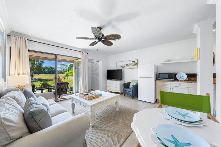 Charming 1/1 Golf Course Front Bunker Oaks - Lakewood Ranch, FL