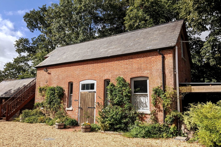 Grange Romantique Avec Lit King à Baldaquin, Cheminée, Vélos - Hampshire