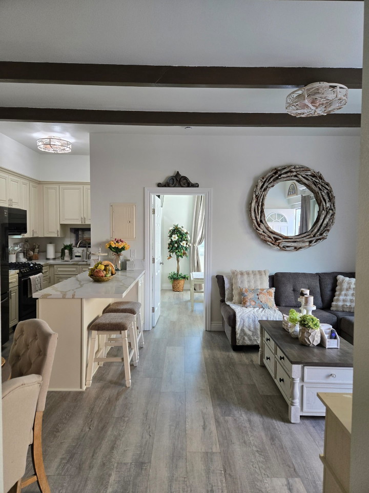 The Little Chateau - Lancaster, CA