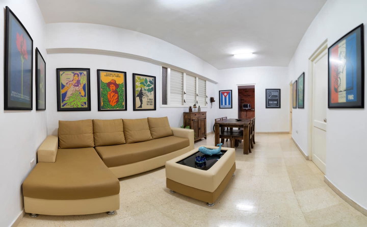 Independent Apartment. Sim Card. Internet For Data - Havana