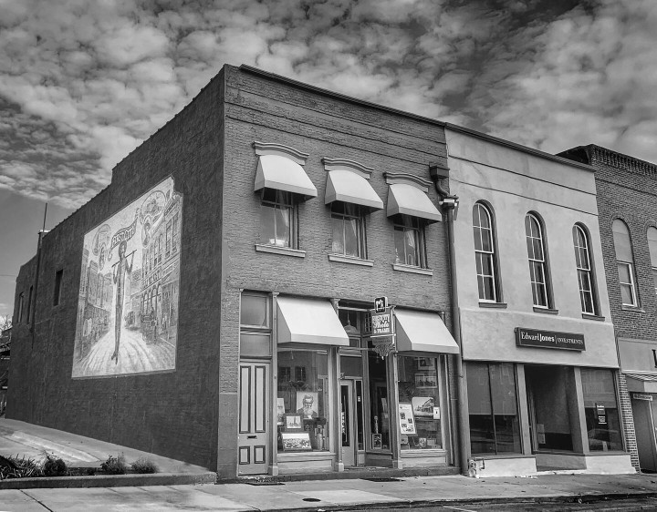 Cody's Rest - An Incredible Victorian Experience - Leavenworth, KS