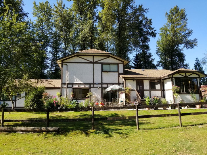 A Little Bit Of Country - Maple Ridge