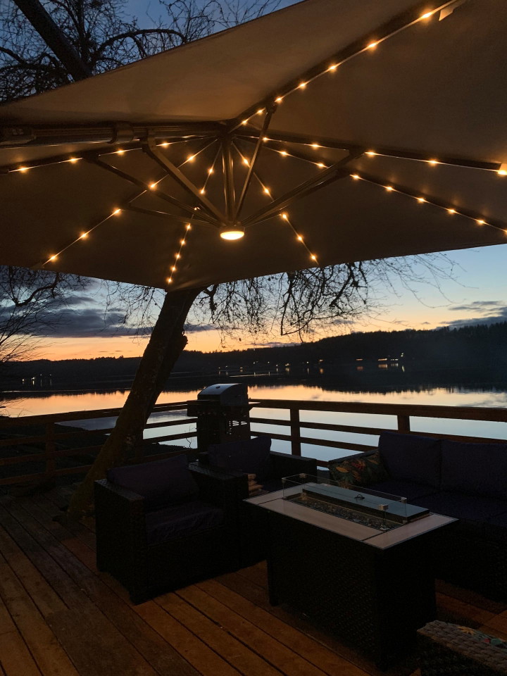 Sunset Beach House - Private Waterfront Getaway - Shelton, WA