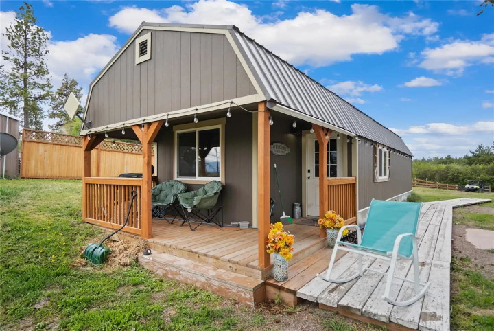 Whitefish River Retreat - Kalispell, MT