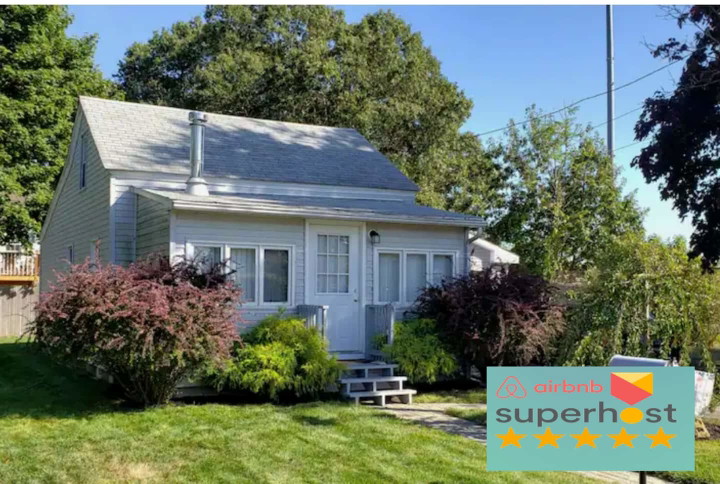 Cozy Cottage  In Warwicks West Bay Area. - Warwick, RI